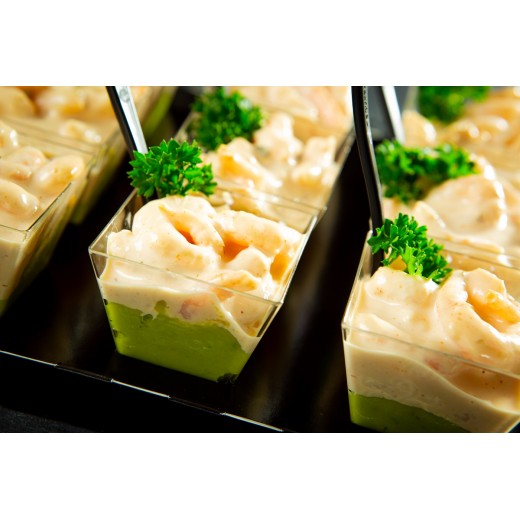 edler Fingerfood - Crevettencocktail auf Avocadomousse - Creabeck Sins