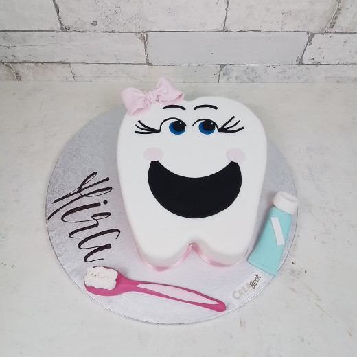 Torte in Form eines Zahns - Creabeck Rotkreuz, Cham